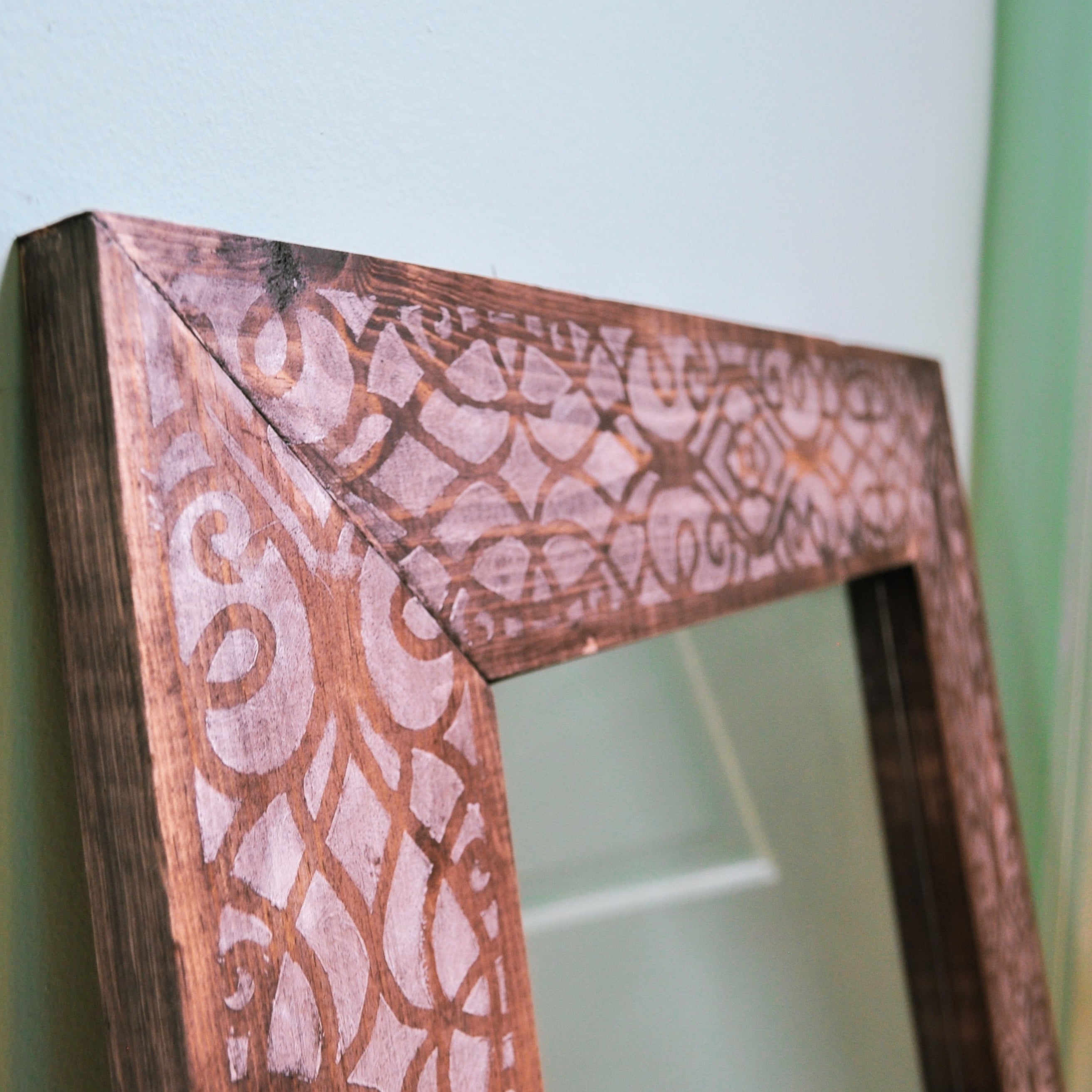 Chic Victorian Edge and Border Stencil for Painting Walls, Furniture ...